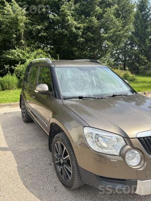 Brown Skoda Yeti 2013 in Bauska, with an engine capacity of 2.00 L and mileage of 170 thousand km for 6200 €, photo 6 on AUTOMOTO.COM.LV