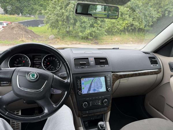 Brūns Skoda Yeti 2013 Viļņa, ar dzinēja tilpumu 1.97 L un nobraukumu 170 tūkst. km par 5700 €, foto 8 vietnē AUTOMOTO.COM.LV