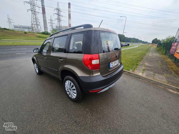 Brown Skoda Yeti 2013 in Kaunas, with an engine capacity of 1.20 L and mileage of 187 thousand km for 4950 €, photo 5 on AUTOMOTO.COM.LV