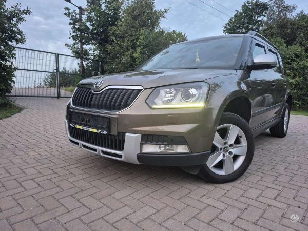 Brown Skoda Yeti 2013 in Vilnius, with an engine capacity of 1.97 L and mileage of 260 thousand km for 7000 €, photo 1 on AUTOMOTO.COM.LV