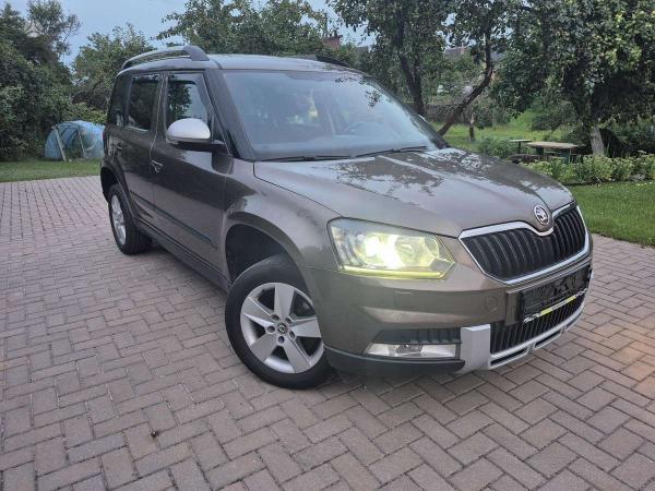 Brown Skoda Yeti 2013 in Vilnius, with an engine capacity of 1.97 L and mileage of 260 thousand km for 7000 €, photo 4 on AUTOMOTO.COM.LV