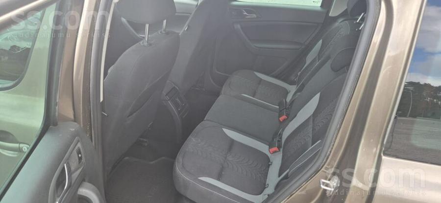 Brūns Skoda Yeti 2013 Rīga, ar dzinēja tilpumu 2.00 L un nobraukumu 155 tūkst. km par 5500 €, foto 7 vietnē AUTOMOTO.COM.LV
