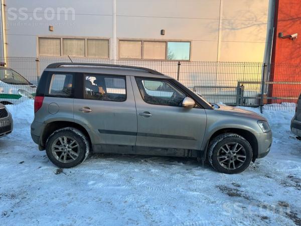 Brown Skoda Yeti 2014 in Riga, with an engine capacity of 2.00 L and mileage of 155 thousand km for 5600 €, photo 2 on AUTOMOTO.COM.LV