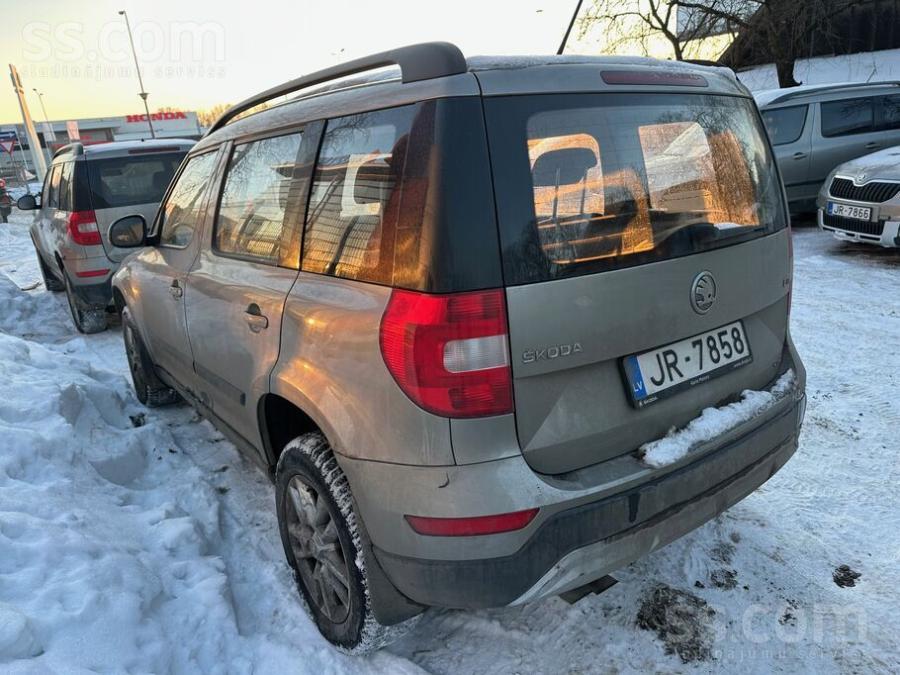 Brūns Skoda Yeti 2014 Rīga, ar dzinēja tilpumu 2.00 L un nobraukumu 155 tūkst. km par 5600 €, foto 4 vietnē AUTOMOTO.COM.LV