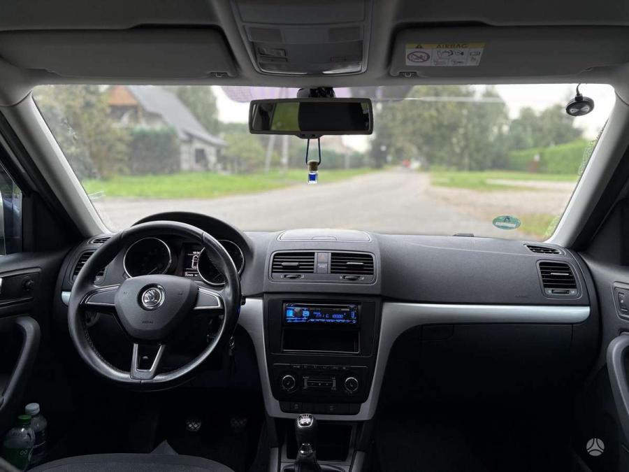 Brown Skoda Yeti 2014 in Prienai, with an engine capacity of 1.97 L and mileage of 250 thousand km for 6666 €, photo 6 on AUTOMOTO.COM.LV