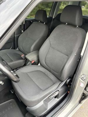 Brown Skoda Yeti 2014 in Prienai, with an engine capacity of 1.97 L and mileage of 250 thousand km for 6666 €, photo 7 on AUTOMOTO.COM.LV