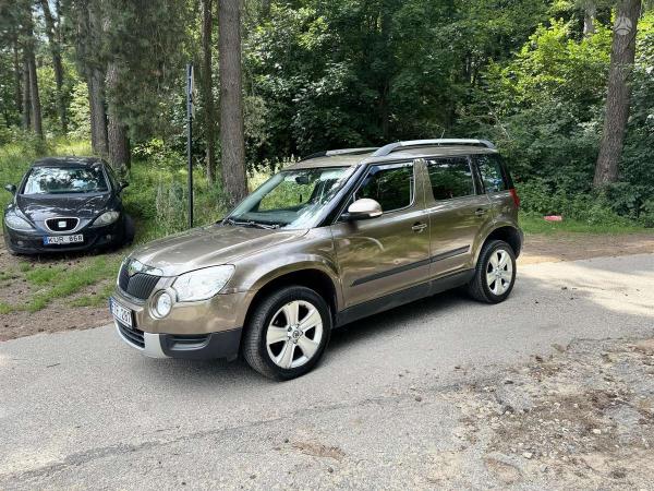 Brūns Skoda Yeti 2012 Viļņa, ar dzinēja tilpumu 1.20 L un nobraukumu 200 tūkst. km par 4199 €, foto 1 vietnē AUTOMOTO.COM.LV