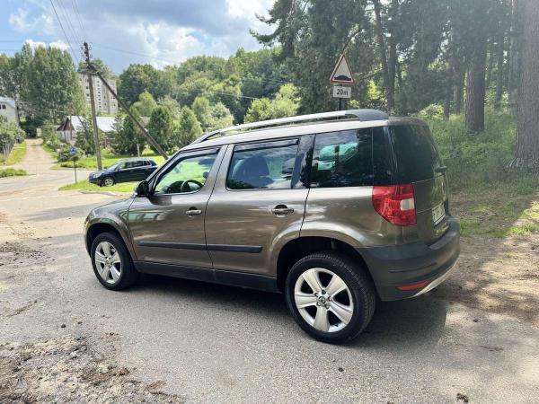 Brūns Skoda Yeti 2012 Viļņa, ar dzinēja tilpumu 1.20 L un nobraukumu 200 tūkst. km par 4199 €, foto 6 vietnē AUTOMOTO.COM.LV
