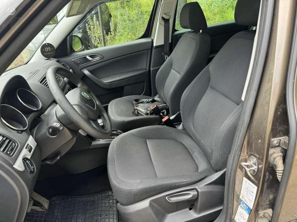 Brūns Skoda Yeti 2012 Viļņa, ar dzinēja tilpumu 1.20 L un nobraukumu 200 tūkst. km par 4199 €, foto 9 vietnē AUTOMOTO.COM.LV