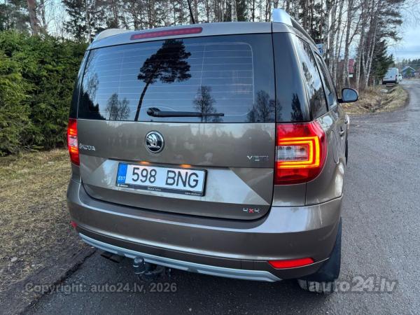 Brūns Skoda Yeti 2015 Tallina, ar dzinēja tilpumu 2.00 L un nobraukumu 240 tūkst. km par 8499 €, foto 10 vietnē AUTOMOTO.COM.LV