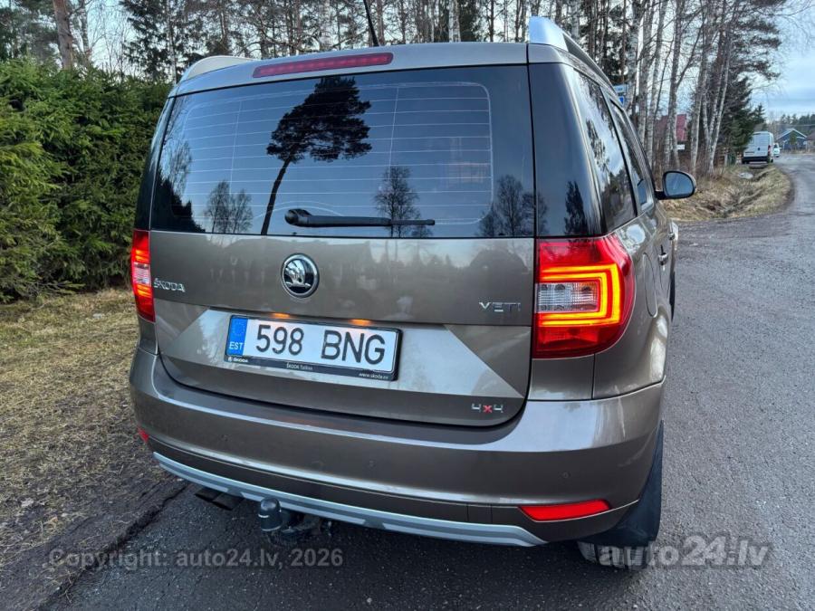 Brūns Skoda Yeti 2015 Tallina, ar dzinēja tilpumu 2.00 L un nobraukumu 240 tūkst. km par 8499 €, foto 10 vietnē AUTOMOTO.COM.LV