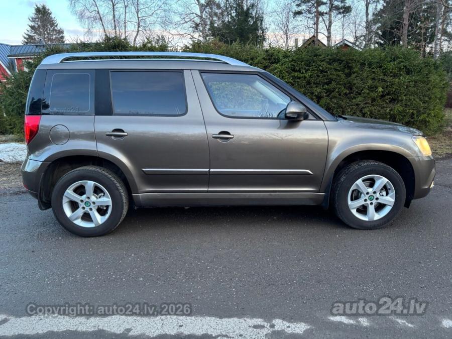 Brūns Skoda Yeti 2015 Tallina, ar dzinēja tilpumu 2.00 L un nobraukumu 240 tūkst. km par 8499 €, foto 11 vietnē AUTOMOTO.COM.LV