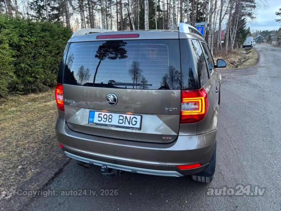 Brūns Skoda Yeti 2015 Tallina, ar dzinēja tilpumu 2.00 L un nobraukumu 240 tūkst. km par 8499 €, foto 14 vietnē AUTOMOTO.COM.LV