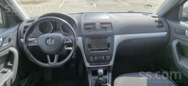 Brown Skoda Yeti 2017 in Riga, with an engine capacity of 2.00 L and mileage of 295 thousand km for 5300 €, photo 6 on AUTOMOTO.COM.LV