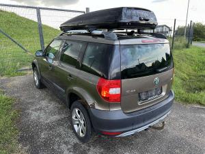 Brown Skoda Yeti 2010 in Prienai, with an engine capacity of 2.00 L and mileage of 302 thousand km for 2150 €, photo 4 on AUTOMOTO.COM.LV