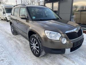 Brown Skoda Yeti 2011 in Klaipeda, with an engine capacity of 1.20 L and mileage of 146 thousand km for 3999 €, photo 3 on AUTOMOTO.COM.LV