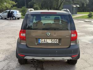 Brown Skoda Yeti 2012 in Marijampole, with an engine capacity of 2.00 L and mileage of 200 thousand km for 3300 €, photo 5 on AUTOMOTO.COM.LV