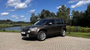Brown Skoda Yeti 2013 in Utena, with an engine capacity of 1.97 L and mileage of 280 thousand km for 4550 €, photo  on AUTOMOTO.COM.LV