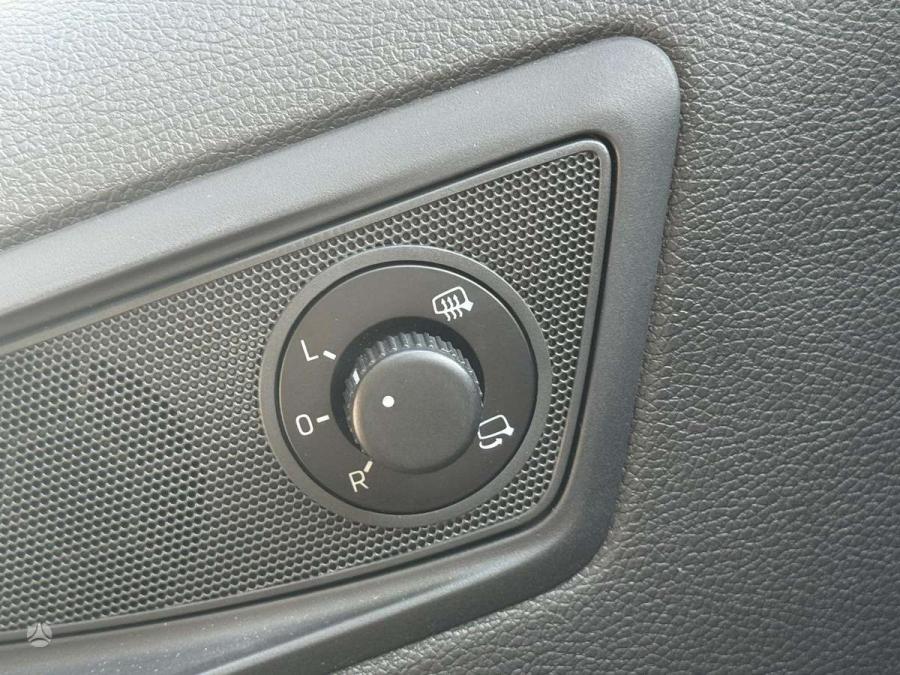 Brown Skoda Yeti 2015 in Siauliai, with an engine capacity of 1.40 L and mileage of 219 thousand km for 6999 €, photo 16 on AUTOMOTO.COM.LV