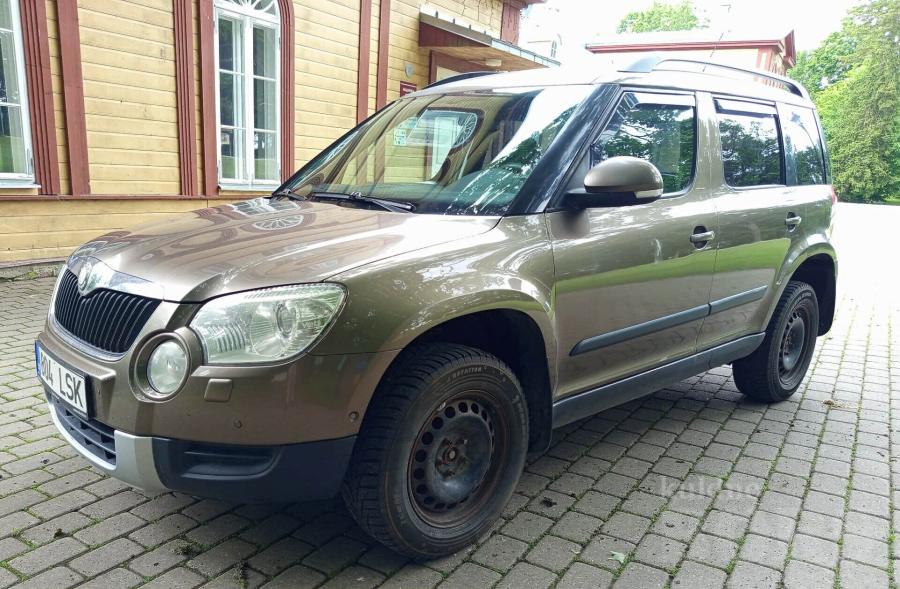 Brūns Skoda Yeti 2010 Tallina, ar dzinēja tilpumu 2.00 L un nobraukumu 0 tūkst. km par 1 €, foto 3 vietnē AUTOMOTO.COM.LV