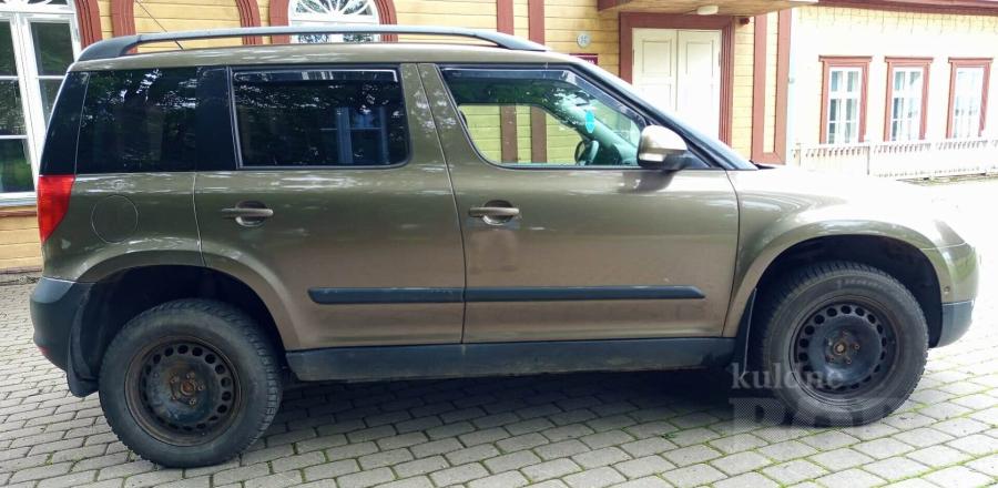 Brūns Skoda Yeti 2010 Tallina, ar dzinēja tilpumu 2.00 L un nobraukumu 0 tūkst. km par 1 €, foto 8 vietnē AUTOMOTO.COM.LV