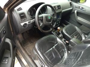 Brūns Skoda Yeti 2010 Tallina, ar dzinēja tilpumu 2.00 L un nobraukumu 0 tūkst. km par 1 €, foto 10 vietnē AUTOMOTO.COM.LV