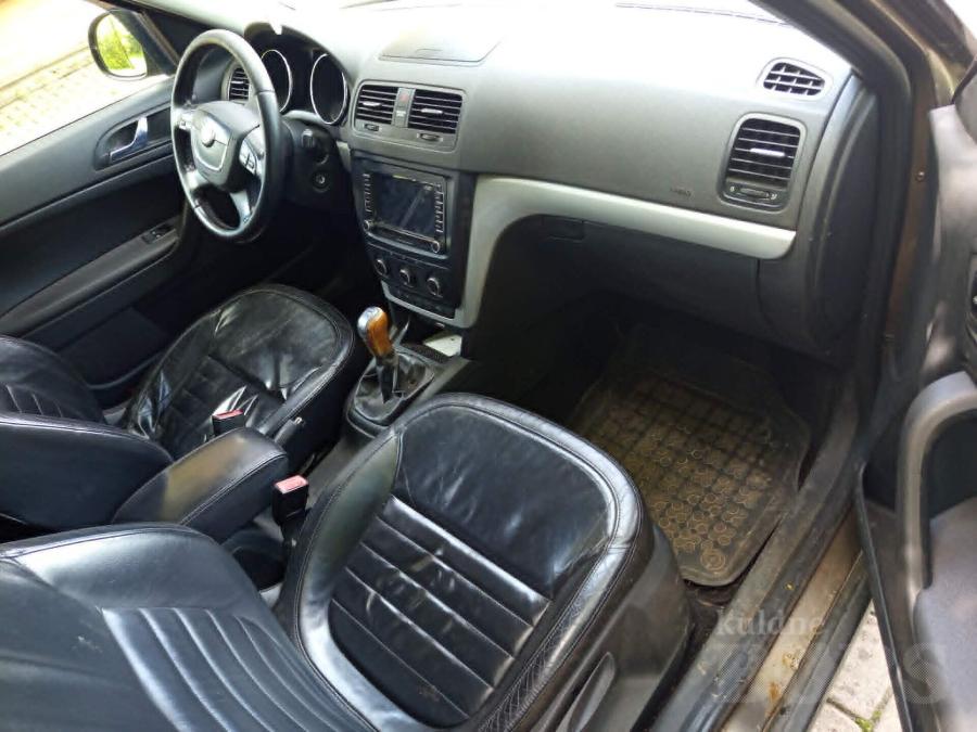 Brūns Skoda Yeti 2010 Tallina, ar dzinēja tilpumu 2.00 L un nobraukumu 0 tūkst. km par 1 €, foto 11 vietnē AUTOMOTO.COM.LV