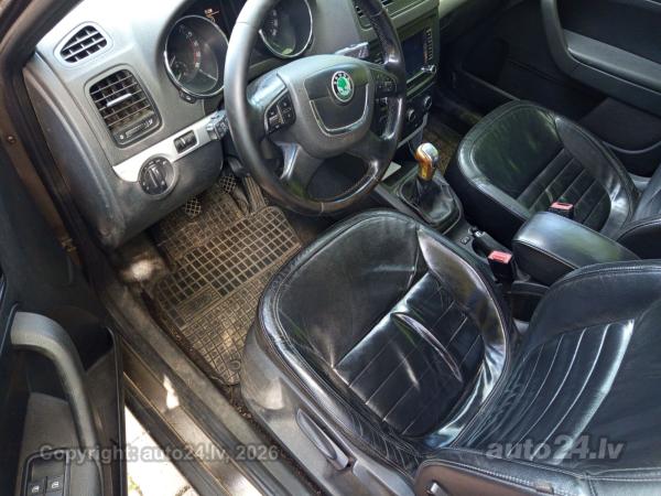 Brown Skoda Yeti 2010 in Tallinn, with an engine capacity of 2.00 L and mileage of 0 thousand km for 111 €, photo 9 on AUTOMOTO.COM.LV