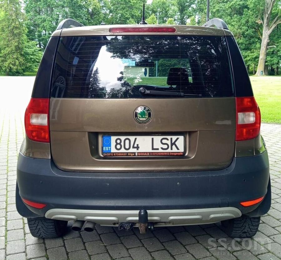 Brūns Skoda Yeti 2010 Tallina, ar dzinēja tilpumu 2.00 L un nobraukumu 441 tūkst. km par 3700 €, foto 6 vietnē AUTOMOTO.COM.LV