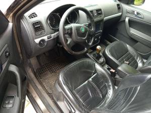 Brūns Skoda Yeti 2010 Valga, ar dzinēja tilpumu 1.97 L un nobraukumu 442 tūkst. km par 3700 €, foto 10 vietnē AUTOMOTO.COM.LV
