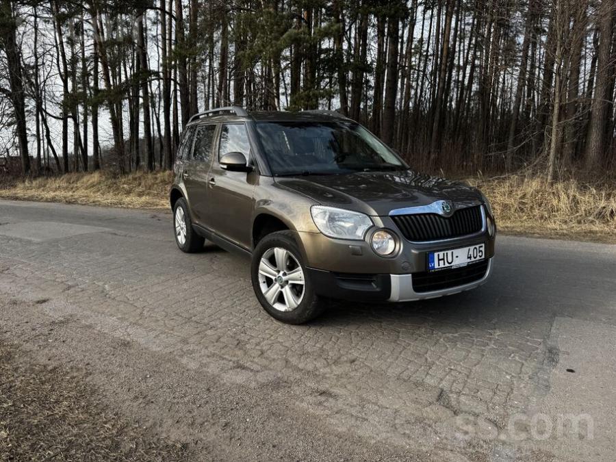 Brown Skoda Yeti 2011 in Riga, with an engine capacity of 2.00 L and mileage of 358 thousand km for 3000 €, photo 1 on AUTOMOTO.COM.LV