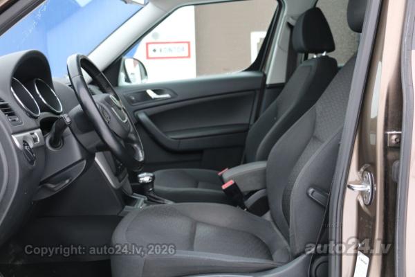 Brown Skoda Yeti 2012 in Tartu, with an engine capacity of 1.20 L and mileage of 296 thousand km for 4999 €, photo 11 on AUTOMOTO.COM.LV