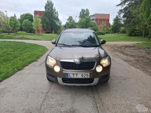 Skoda Yeti 2009 Viļņa, ar dzinēja tilpumu 2.00 L un nobraukumu 298 tūkst. km par 2950 €, foto 3 vietnē AUTOMOTO.COM.LV
