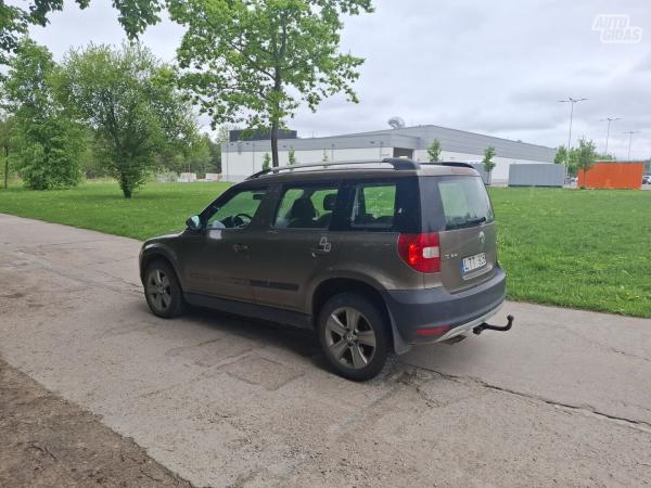 Skoda Yeti 2009 Viļņa, ar dzinēja tilpumu 2.00 L un nobraukumu 298 tūkst. km par 2950 €, foto 5 vietnē AUTOMOTO.COM.LV