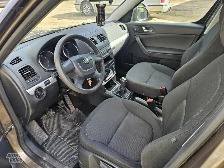 Skoda Yeti 2010 Ignalina, ar dzinēja tilpumu 1.20 L un nobraukumu 220 tūkst. km par 1550 €, foto 6 vietnē AUTOMOTO.COM.LV