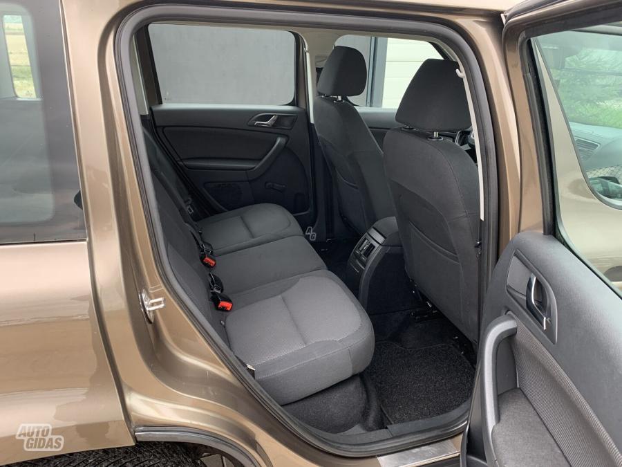 Skoda Yeti 2011 Kauņa, ar dzinēja tilpumu 1.60 L un nobraukumu 287 tūkst. km par 5499 €, foto 30 vietnē AUTOMOTO.COM.LV