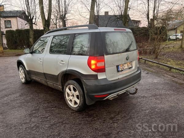 Skoda Yeti 2012 in Bauska, with an engine capacity of 2.00 L and mileage of 410 thousand km for 2800 €, photo 3 on AUTOMOTO.COM.LV