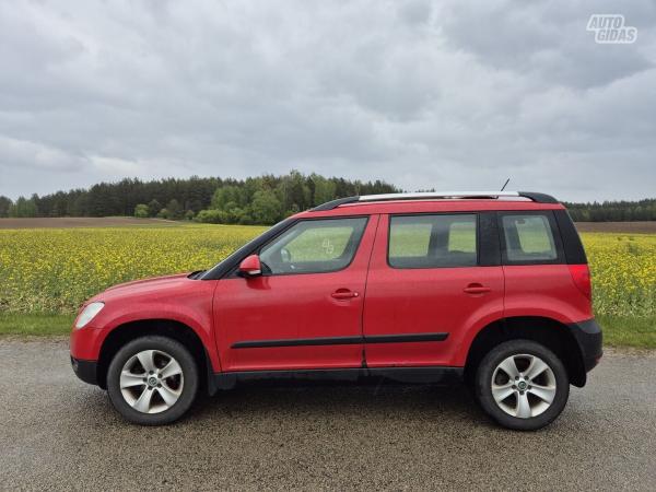 Skoda Yeti 2012 in Vilnius, with an engine capacity of 2.00 L and mileage of 346 thousand km for 4600 €, photo 3 on AUTOMOTO.COM.LV