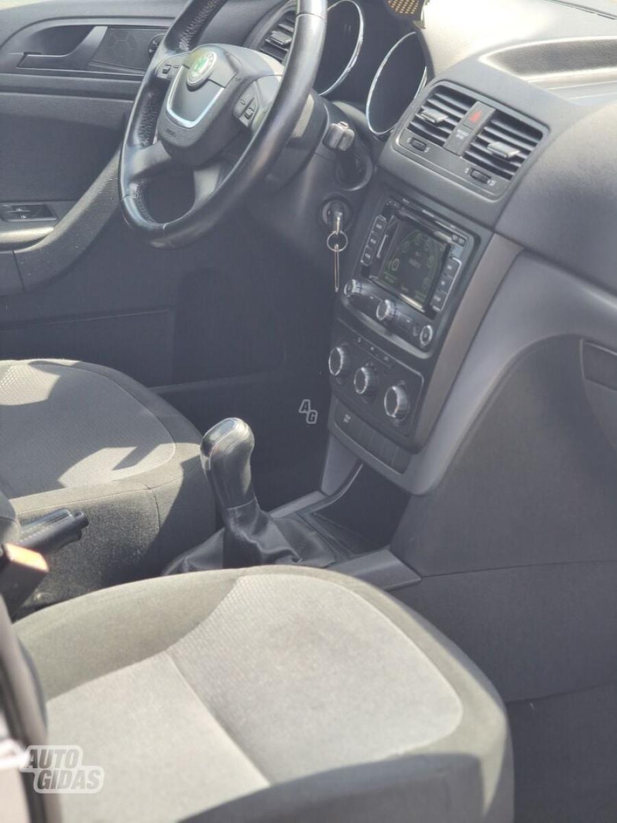 Skoda Yeti 2012 Viļņa, ar dzinēja tilpumu 2.00 L un nobraukumu 200 tūkst. km par 2700 €, foto 7 vietnē AUTOMOTO.COM.LV