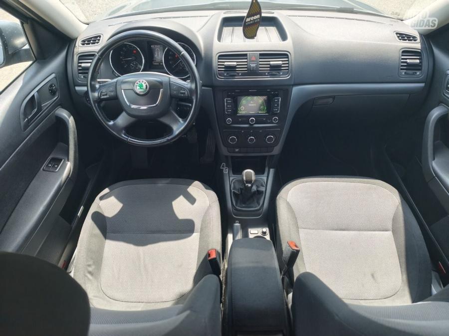 Skoda Yeti 2012 Viļņa, ar dzinēja tilpumu 2.00 L un nobraukumu 200 tūkst. km par 2700 €, foto 8 vietnē AUTOMOTO.COM.LV