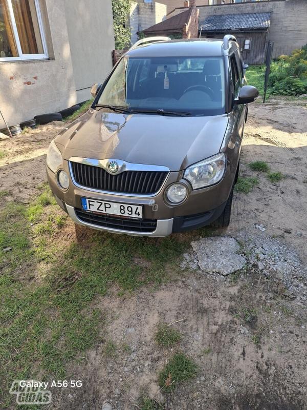 Skoda Yeti 2012 in Kaunas, with an engine capacity of 2.00 L and mileage of 374 thousand km for 3750 €, photo 6 on AUTOMOTO.COM.LV