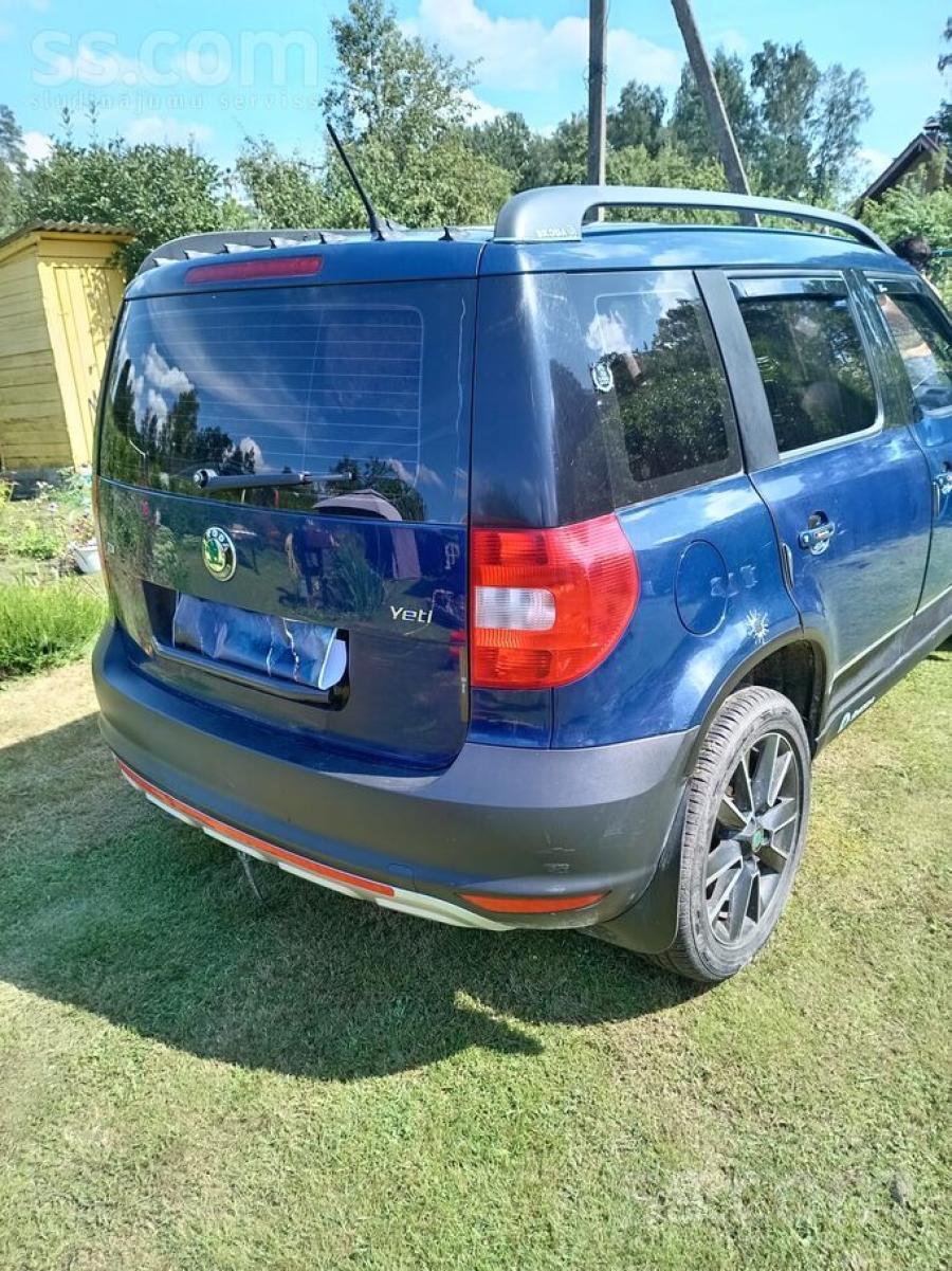 Skoda Yeti 2013 in Riga, with an engine capacity of 2.00 L and mileage of 313 thousand km for 3800 €, photo 3 on AUTOMOTO.COM.LV