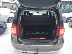 Skoda Yeti 2014 in Ukmerge, with an engine capacity of 2.00 L and mileage of 269 thousand km for 6590 €, photo 9 on AUTOMOTO.COM.LV
