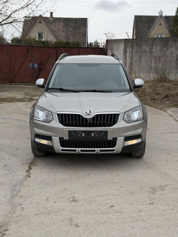 Skoda Yeti 2014 in Panevezys, with an engine capacity of 2.00 L and mileage of 283 thousand km for 7700 €, photo 2 on AUTOMOTO.COM.LV