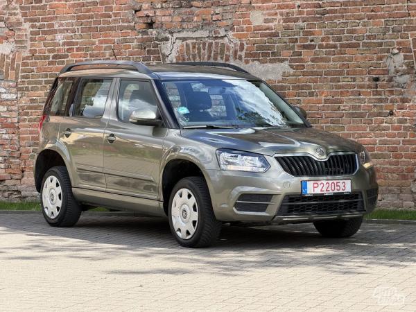 Skoda Yeti 2014 in Kedainiai, with an engine capacity of 2.00 L and mileage of 228 thousand km for 6550 €, photo 3 on AUTOMOTO.COM.LV