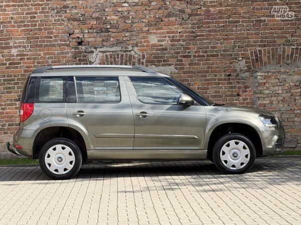 Skoda Yeti 2014 in Kedainiai, with an engine capacity of 2.00 L and mileage of 228 thousand km for 6550 €, photo 9 on AUTOMOTO.COM.LV
