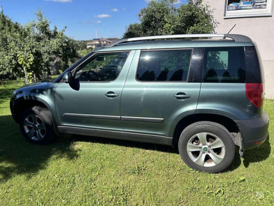 Zaļš Skoda Yeti 2012 Viļņa, ar dzinēja tilpumu 1.97 L un nobraukumu 146 tūkst. km par 6100 €, foto 4 vietnē AUTOMOTO.COM.LV