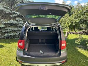 Zaļš Skoda Yeti 2012 Viļņa, ar dzinēja tilpumu 1.97 L un nobraukumu 146 tūkst. km par 6100 €, foto 7 vietnē AUTOMOTO.COM.LV