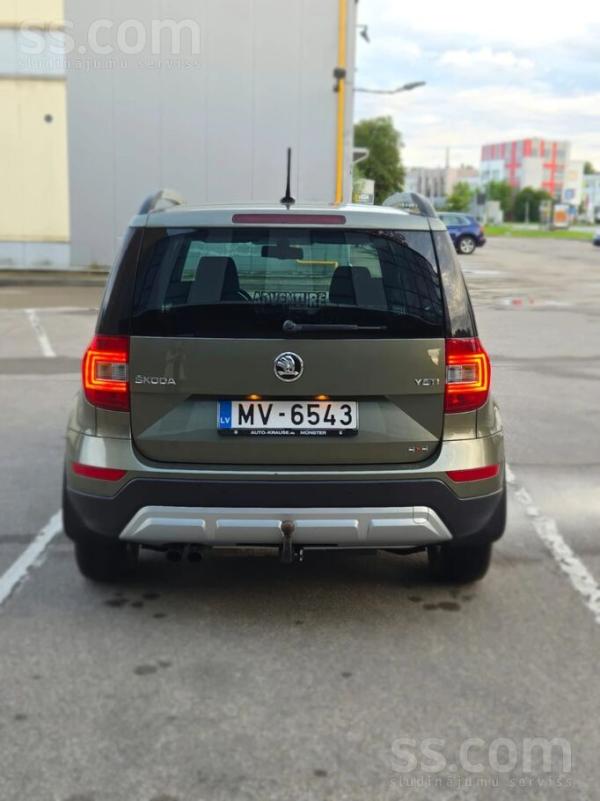 Green Skoda Yeti 2015 in Riga, with an engine capacity of 2.00 L and mileage of 266 thousand km for 7450 €, photo 3 on AUTOMOTO.COM.LV