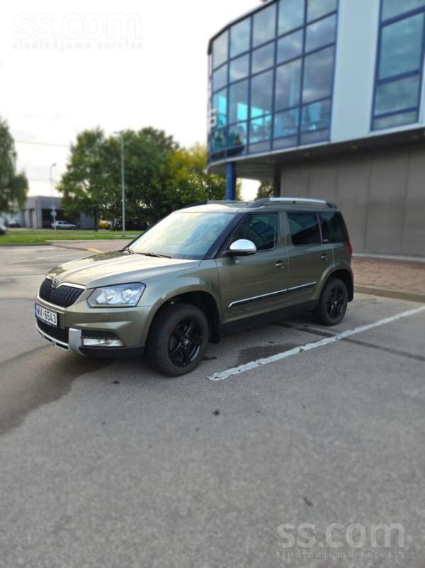 Green Skoda Yeti 2015 in Riga, with an engine capacity of 2.00 L and mileage of 266 thousand km for 7450 €, photo 8 on AUTOMOTO.COM.LV
